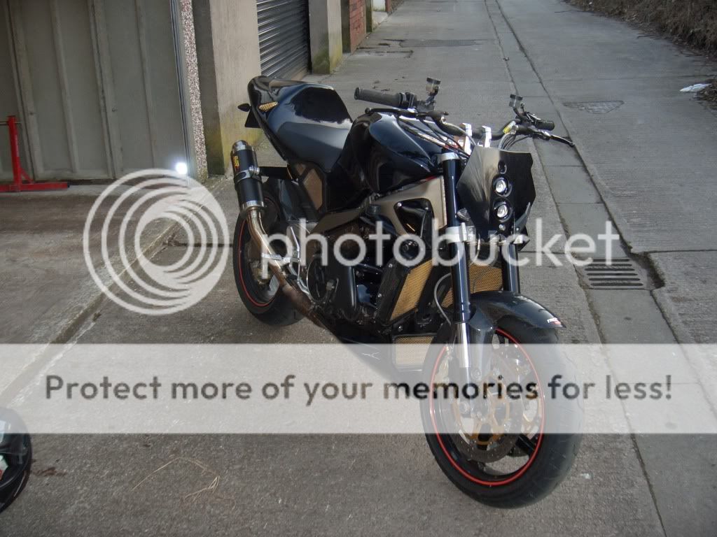 Custom Tuono Streetfighter finished just in time for winter - Page 4