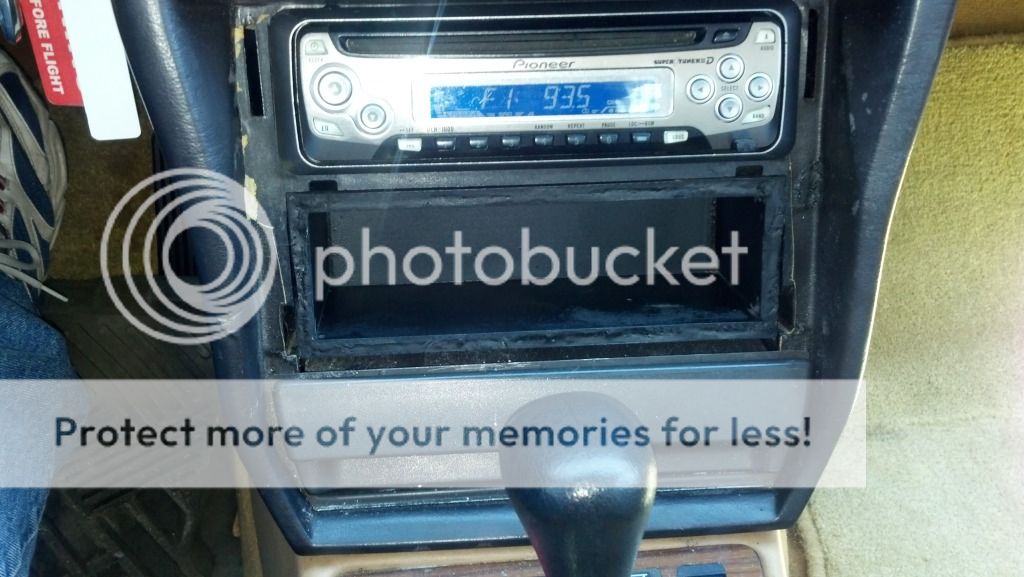 Removing cassette trays for single din stereo and pocket. | Mercedes ...